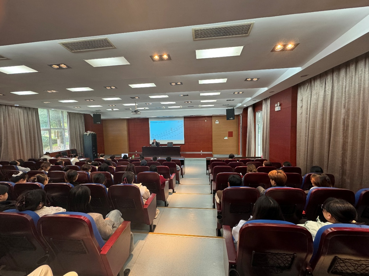 金秋纳才，职面未来 ——数字商务与智能物流学院召开专场招聘宣讲会